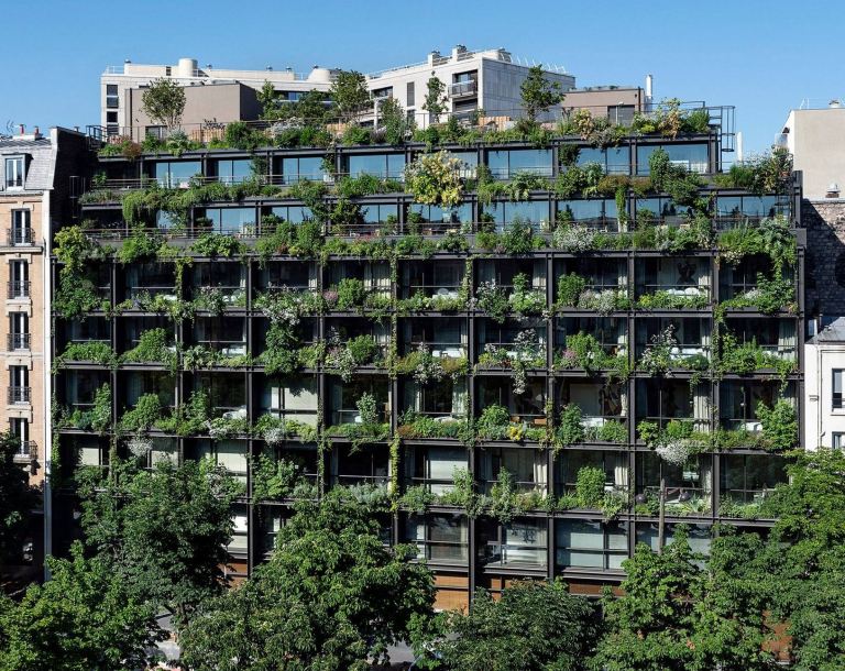 An oasis of greenary rooftop bar in Paris – French Glimpses