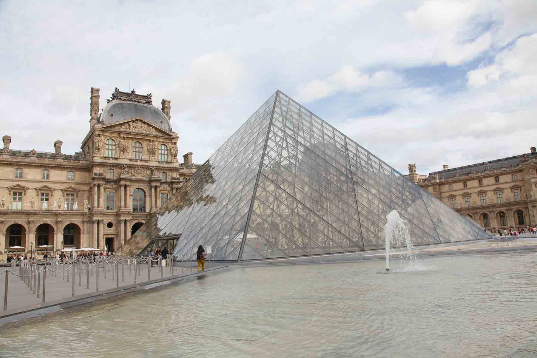 The Louvre pyramid, an architectural challenge – French Glimpses