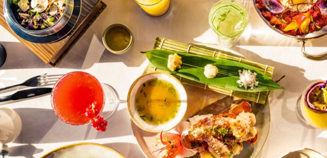 Dine Above Paris : The Spectacular TOO Restaurant – French Glimpses