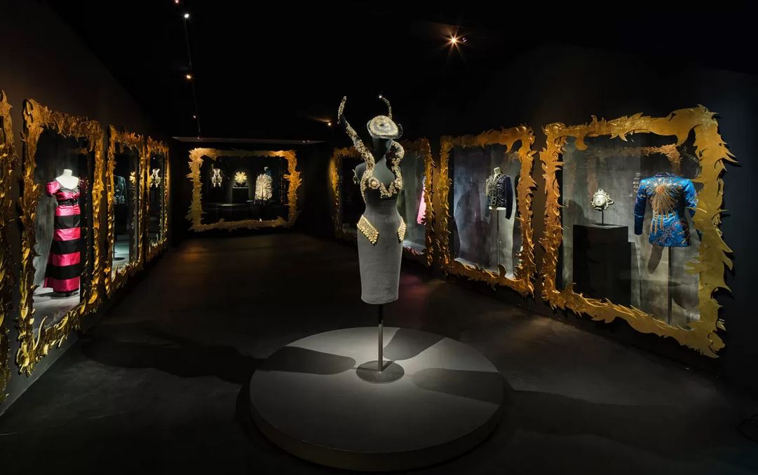 Elsa Schiaparelli ‘s work exhibited in Paris – French Glimpses
