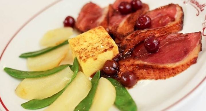 Les noces de Jeannette, a historic restaurant – French Glimpses