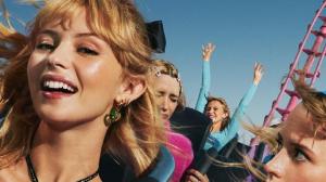 Angèle in concert in Paris – French Glimpses