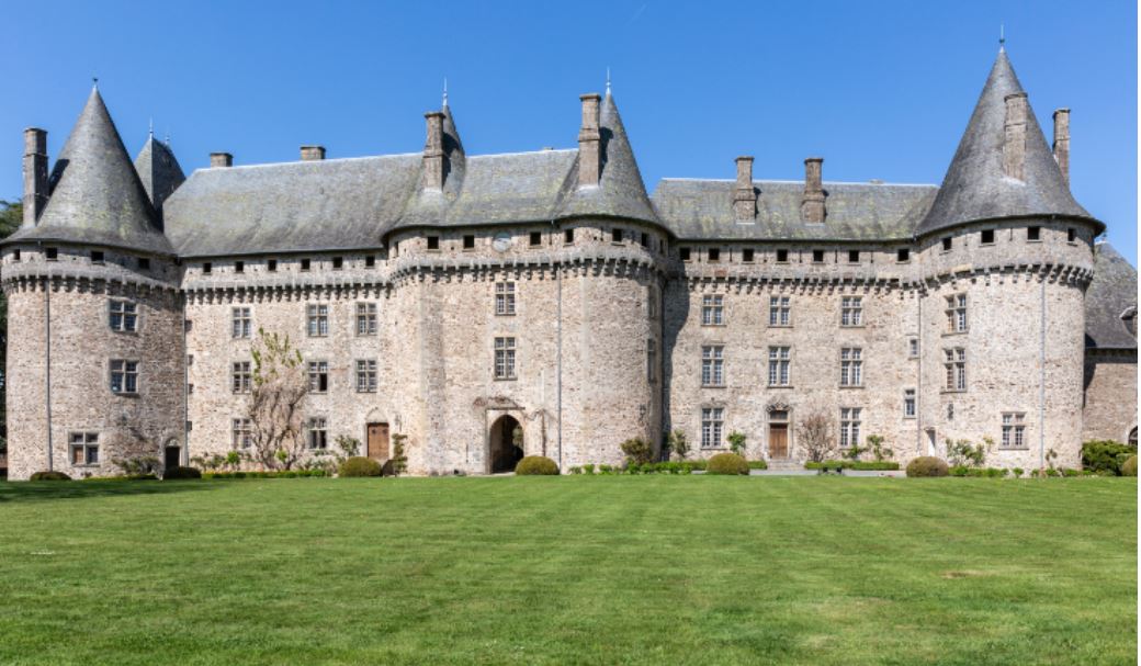 Discover the History of Pompadour Castle – French Glimpses