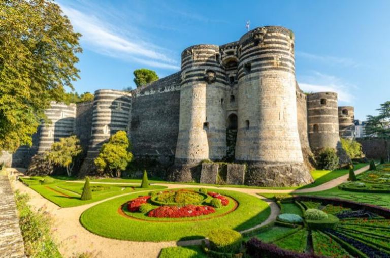 Top 10 Must-See Monuments in Angers – French Glimpses