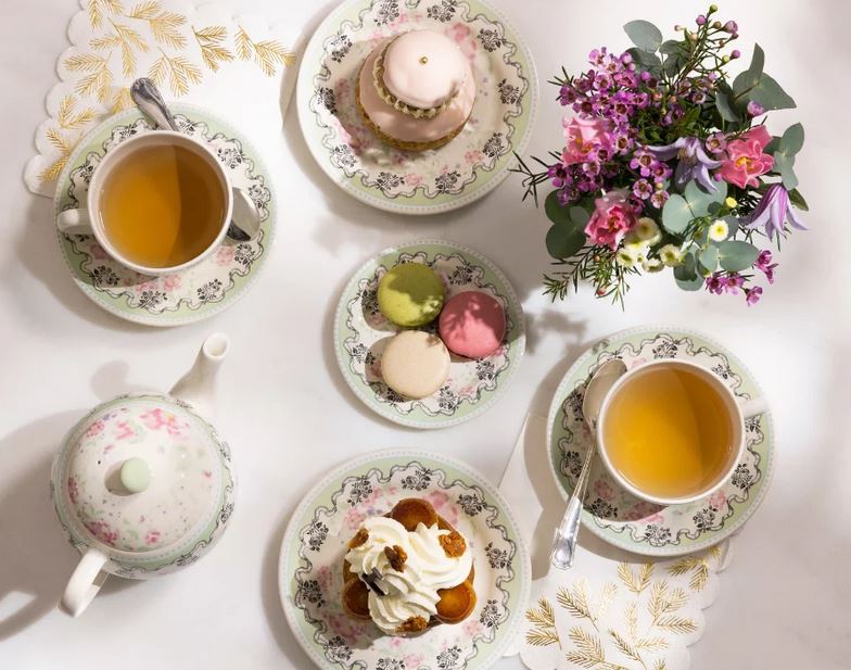 Ladurée releases a tea service for its 160th anniversary – French Glimpses