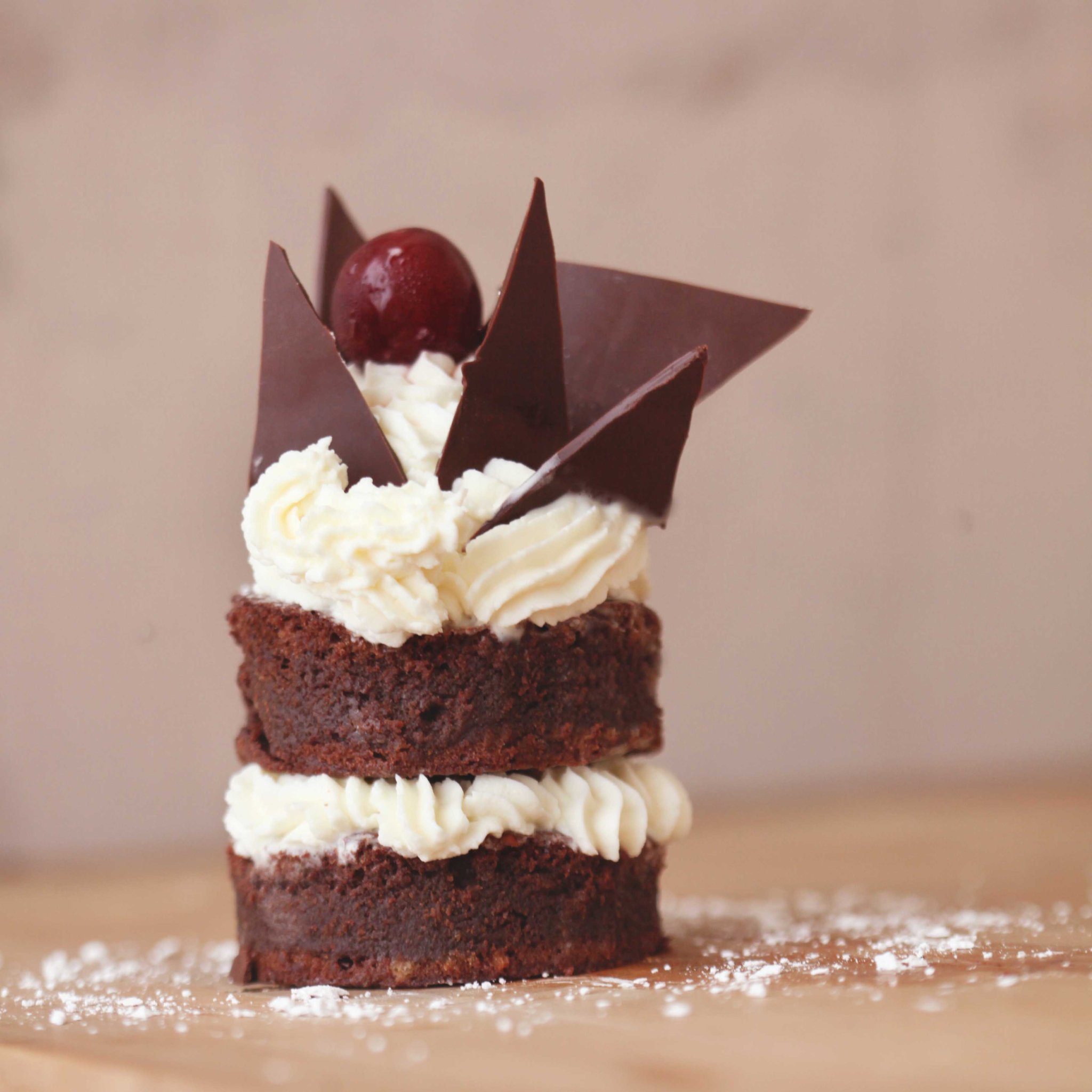 Black Forest Cake (Forêt Noire) – A Classic French-German Delight 🇩🇪🇫🇷 ...