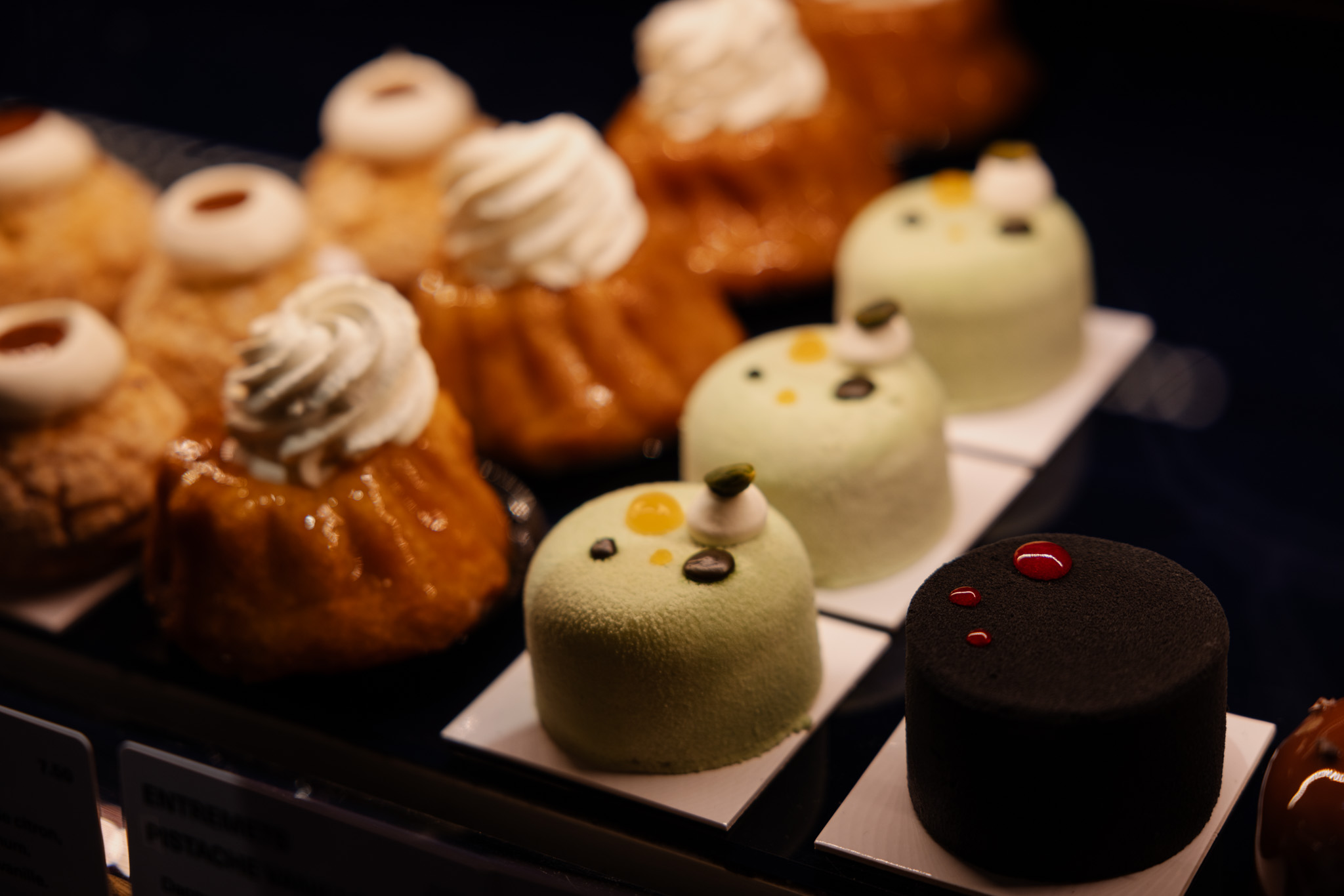 Top 10 Must-Try Bakeries in Paris for Pastry Lovers – French Glimpses