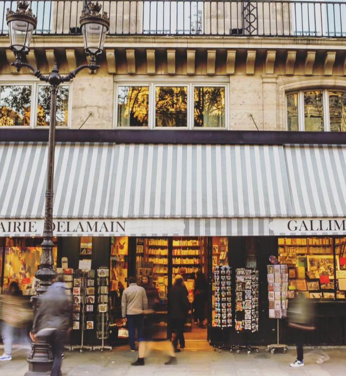 Explore Paris’ Most Beautiful Bookstores – French Glimpses