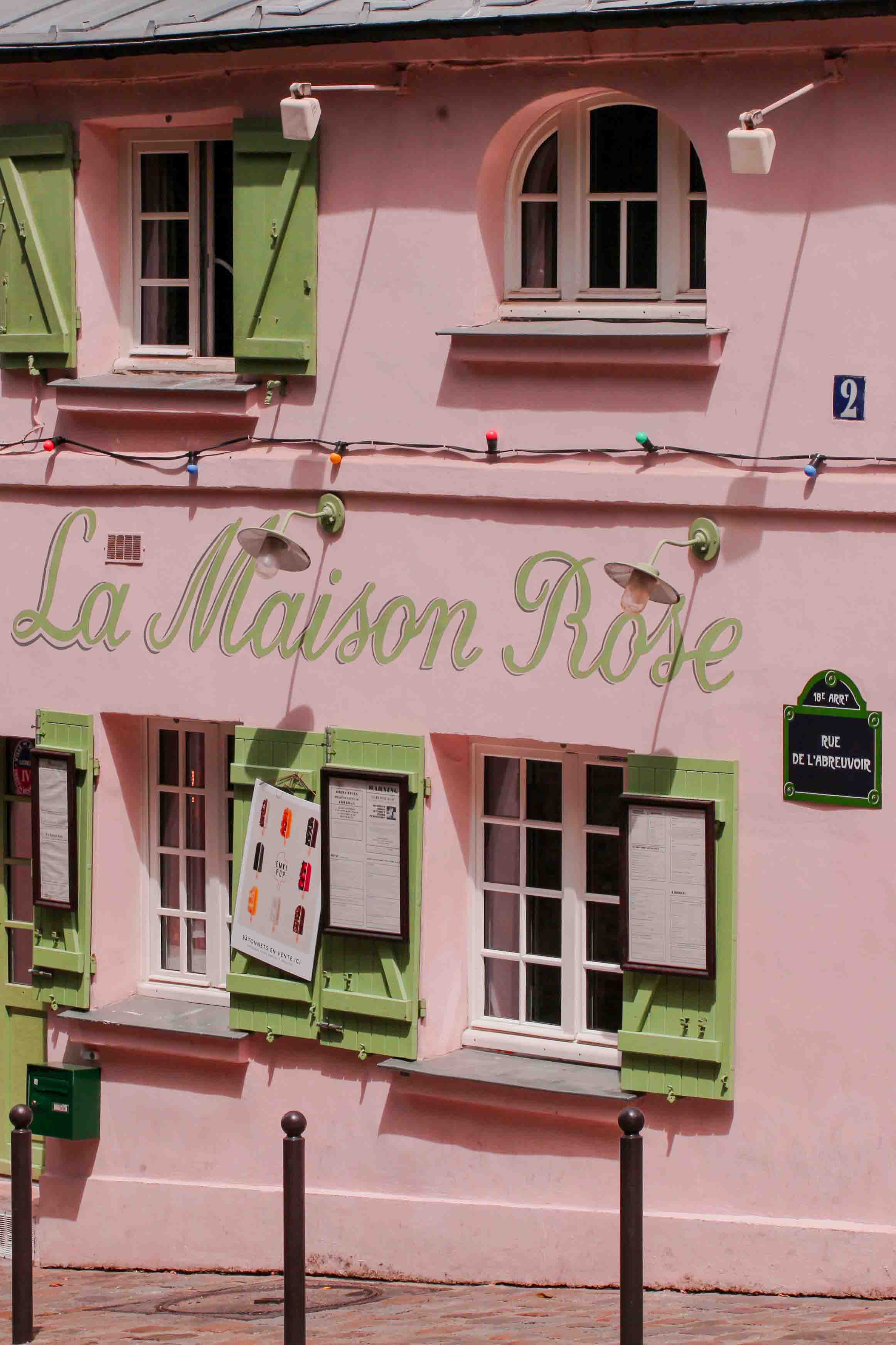 Top 10 Cafés to Experience the Charm of Paris – French Glimpses